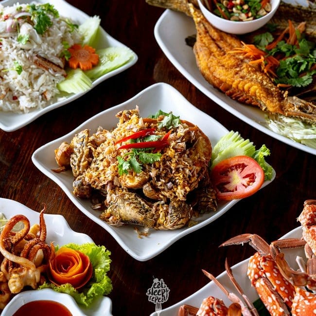 รีวิว ป้ารวยปูเป็น ร้านอาหารทะเลในหัวหิน ที่แนะนำว่าต้องลอง